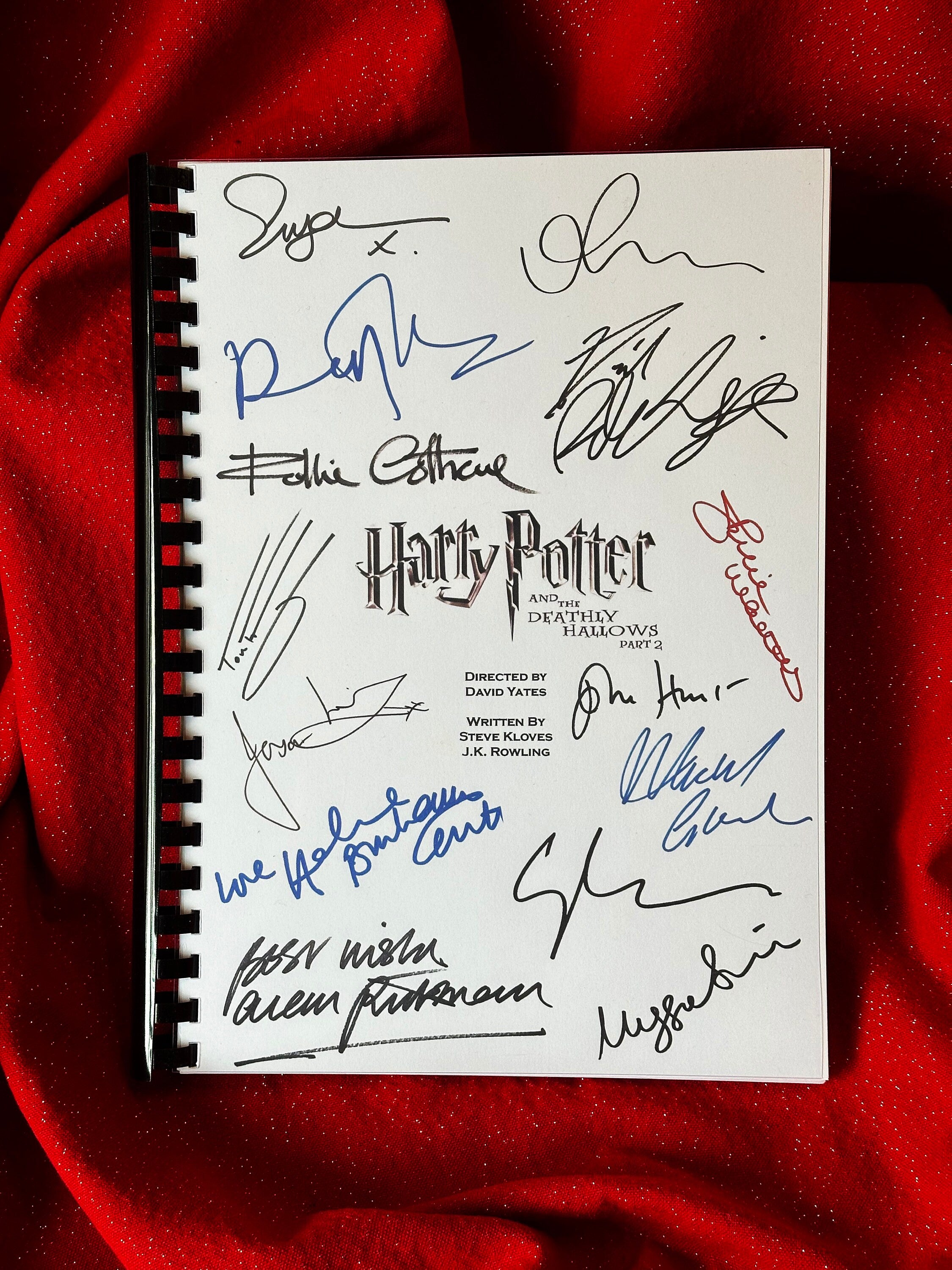 HARRY POTTER Deathly Hallows Part 2, Signed Movie Script, Movie Presen – Silver Screen Scripts
